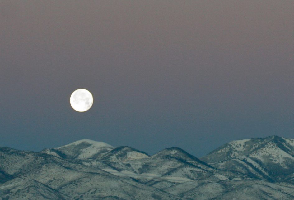 Final full supermoon of 2020 peaks at 6:45 a.m. this morning