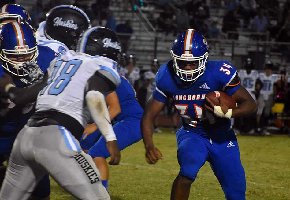 Hagerty's Defense Shuts Down Longhorns, 24-3