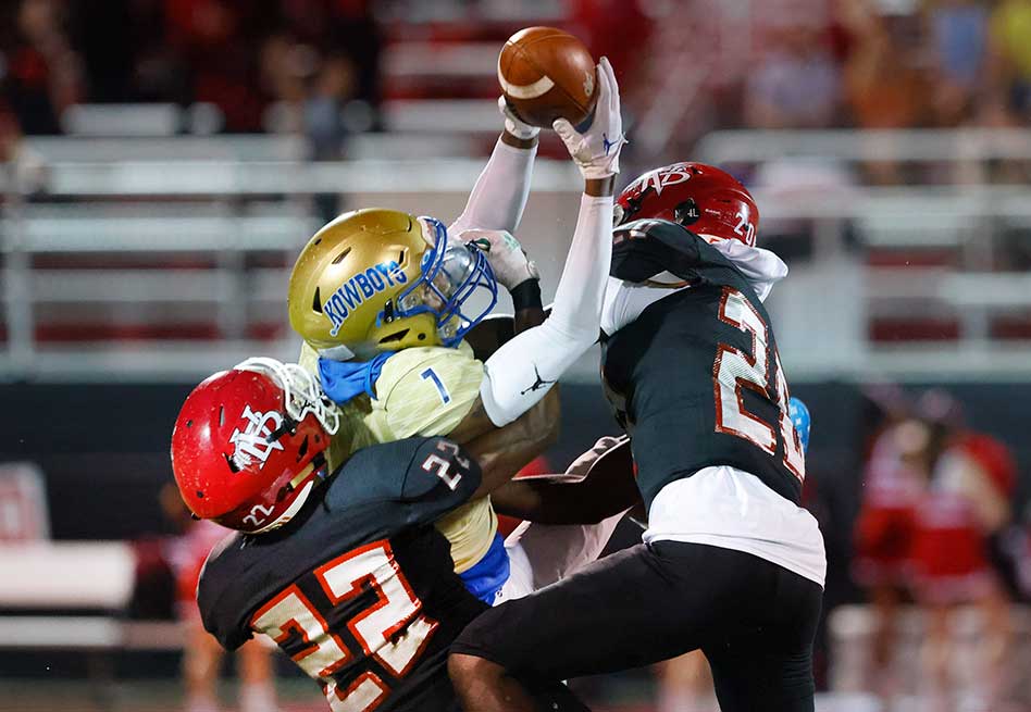 Lakeland Stands in Way of Osceola Kowboys' Shot at State Championship