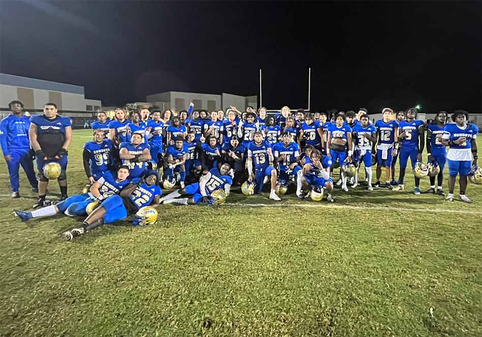 Osceola Gets Defensive in Second Half, Escapes With 30-28 Win, Treasure ...