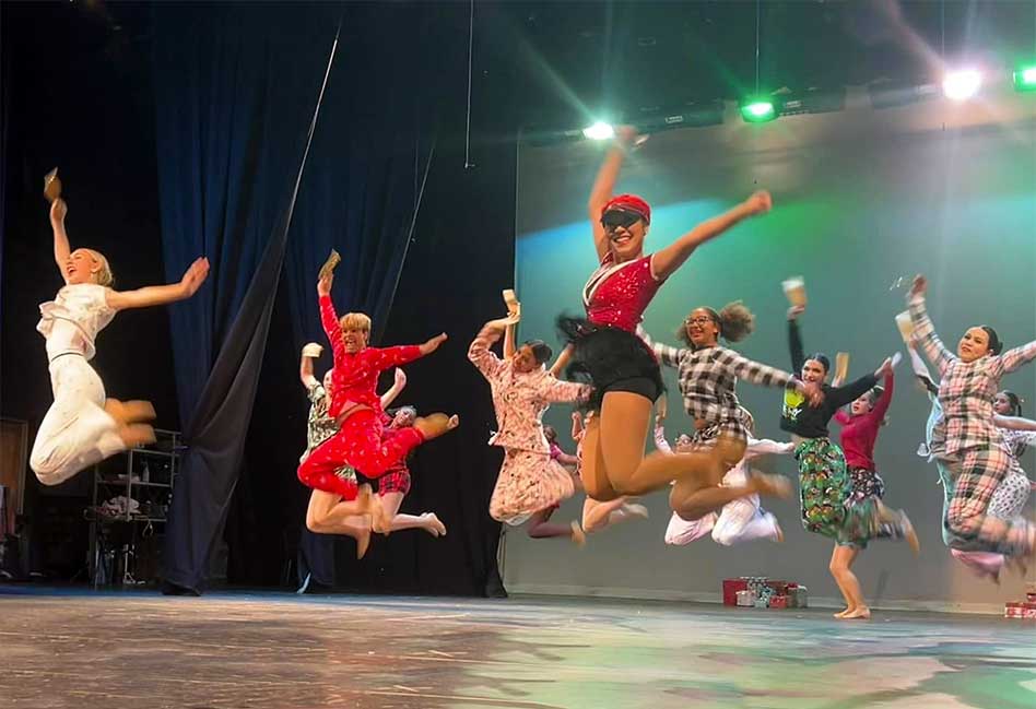 St. Cloud High’s "A Night in December" Delivers Festive Magic and ...